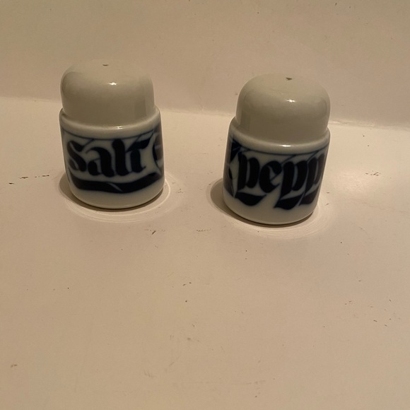Kitchen | Vintage Flow Blue Salt And Pepper Shaker Set French Country ...